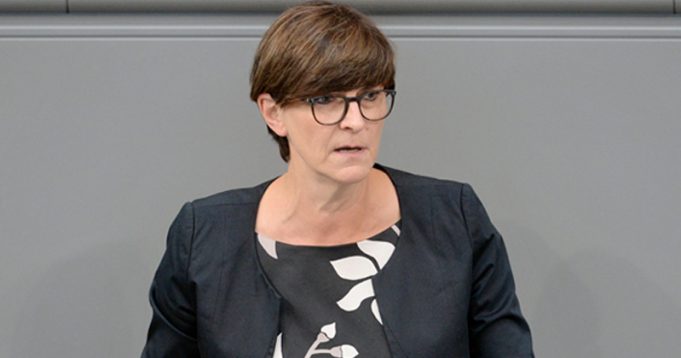Games und eSport: Wie tickt SPD-Chefin Saskia Esken? - GamesWirtschaft.de